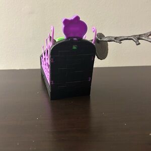 monster high | Toys | Monster High G3 Student Lounge Casketball ...